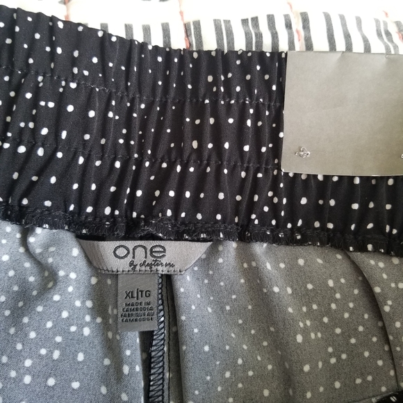One By Chapter One | Pants & Jumpsuits | New One By Chapter One Polka ...